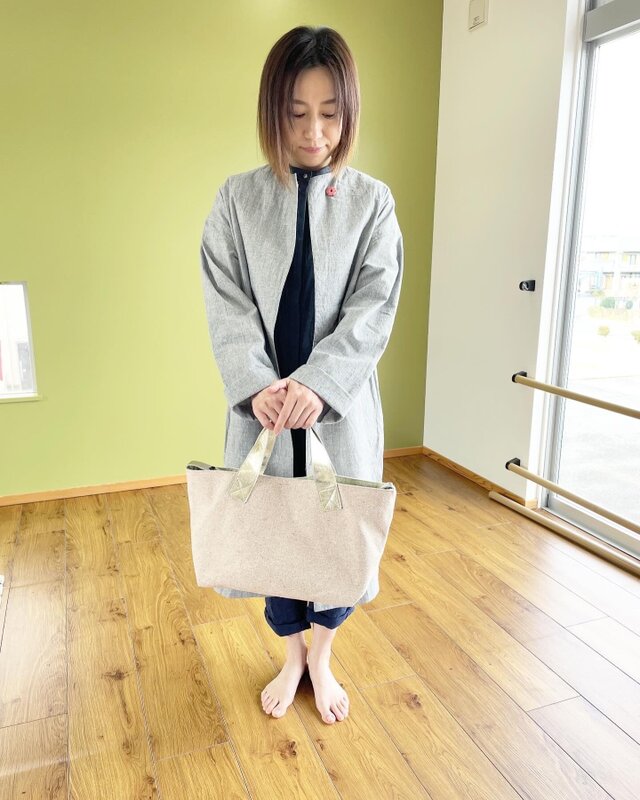 Onigiri to-to 駿河和染（お茶染）+型染め×遠州織物 | iichi 日々の暮らしを心地よくするハンドメイドやアンティークのマーケットプレイス