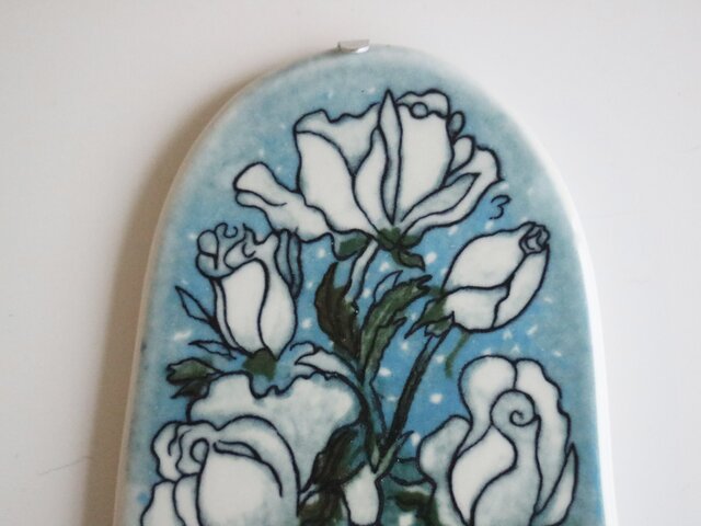 ARABIA / Helja / ウォールプレートRUUSUPUU 陶板 No.4903 | iichi 日々の暮らしを心地よくするハンドメイドやアンティークのマーケットプレイス