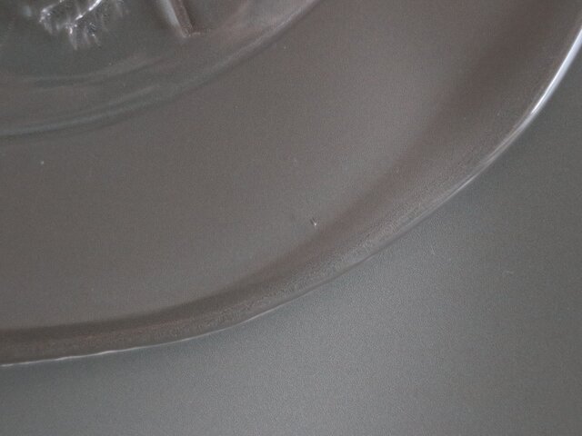 iittala ／ Kuusi クーシ もみの木 プレート1985年 No.4842 | iichi 日々の暮らしを心地よくするハンドメイドやアンティークのマーケットプレイス