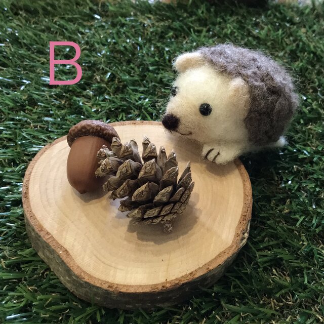 はりねずみくん 羊毛フェルト | iichi 日々の暮らしを心地よくするハンドメイドやアンティークのマーケットプレイス