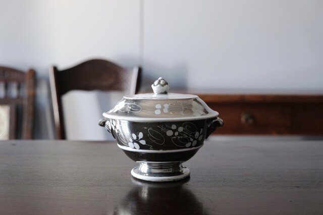 クレイユモントロー クレイユエモントロー 銀彩 ブイヨン ボウル フランス アンティーク 0501698 | iichi 日々の暮らしを心地よくするハンドメイドやアンティークのマーケットプレイス