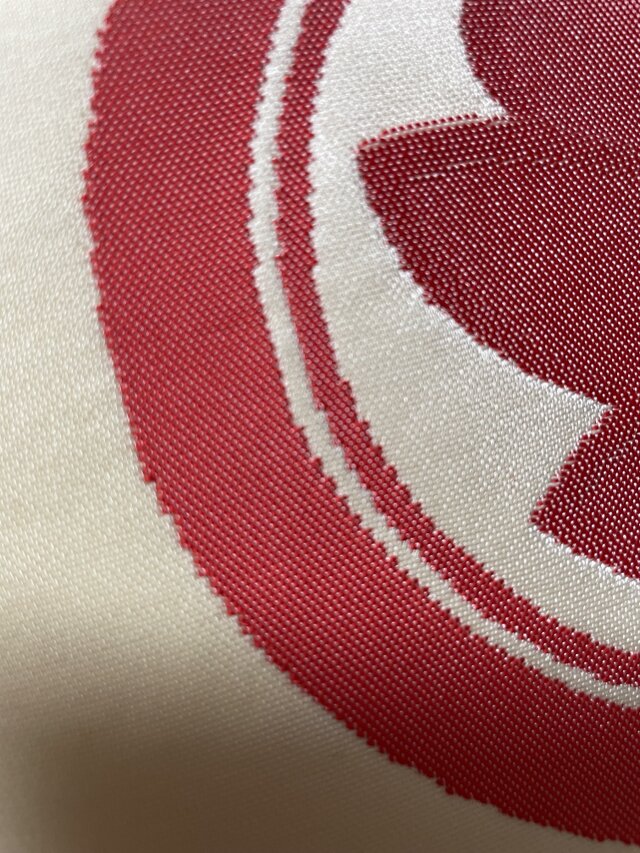 帯バッグ 薄いクリーム色に赤模様 | iichi 日々の暮らしを心地よくするハンドメイドやアンティークのマーケットプレイス