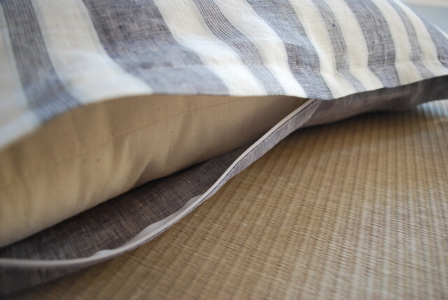 『先染めヨーロッパリネン座布団カバー』linen100% | iichi 日々の暮らしを心地よくするハンドメイドやアンティークのマーケットプレイス