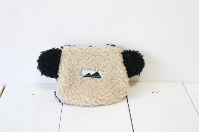 MAMOGURUMI 012 BLACK 黒樹さん | iichi 日々の暮らしを心地よくするハンドメイドやアンティークのマーケットプレイス