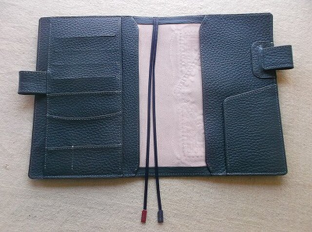 ほぼ日手帳カズン対応 A5サイズ手帳カバー レザー 刻印＆拭き染め | iichi 日々の暮らしを心地よくするハンドメイドやアンティークのマーケットプレイス