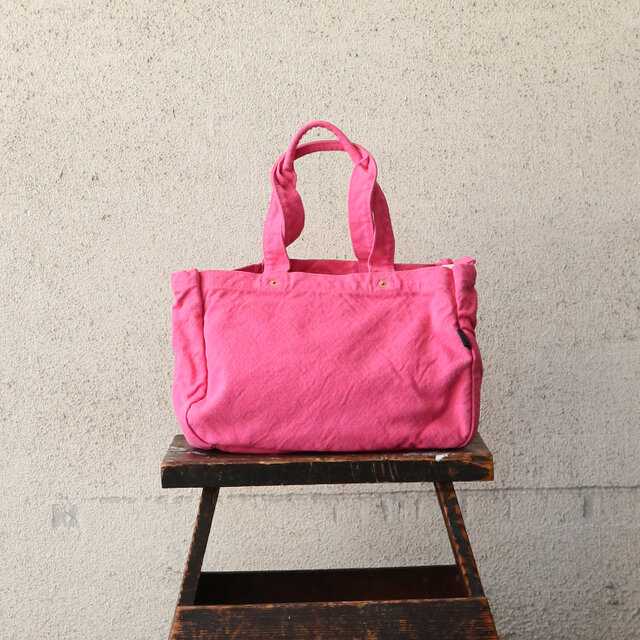 ジップトート【2024限定カラー・さくらんぼ】(VC-23) | iichi 日々の暮らしを心地よくするハンドメイドやアンティークのマーケットプレイス