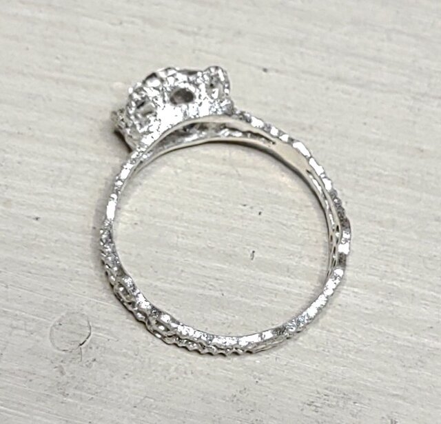 鉱物の表情 herkimer＊925 lace ring | iichi 日々の暮らしを心地よくするハンドメイドやアンティークのマーケットプレイス