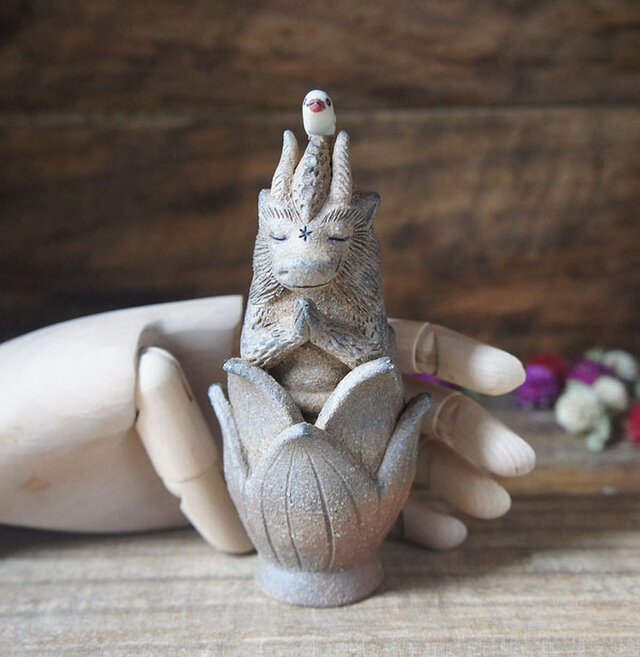 【陶器の祈る龍】*t-renge *kotori *mn *yakisime | iichi 日々の暮らしを心地よくするハンドメイドやアンティークのマーケットプレイス