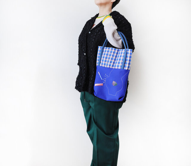 A4miniバッグ青C | iichi 日々の暮らしを心地よくするハンドメイドやアンティークのマーケットプレイス