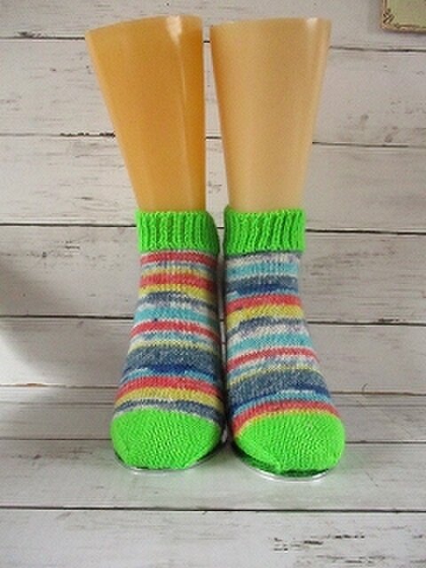 冷え取りソックス Pro Lana 305 海辺のパラソル & Opal uni 2011 | iichi 日々の暮らしを心地よくするハンドメイドやアンティークのマーケットプレイス