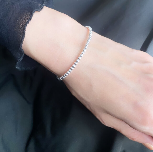 ball bangle バングル ブレスレット silver925 | iichi 日々の暮らしを心地よくするハンドメイドやアンティークのマーケットプレイス