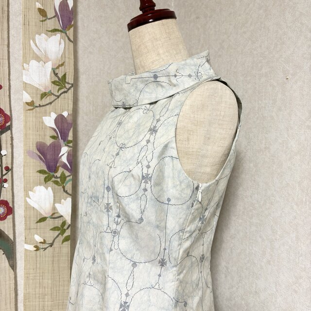 白大島ロールカラープリンセスラインワンピース 観桜 | iichi 日々の暮らしを心地よくするハンドメイドやアンティークのマーケットプレイス