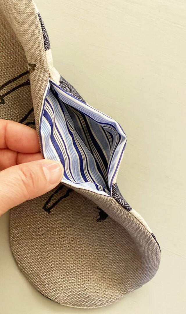 あずきとラベンダーのピロー うま P-43 | iichi 日々の暮らしを心地よくするハンドメイドやアンティークのマーケットプレイス