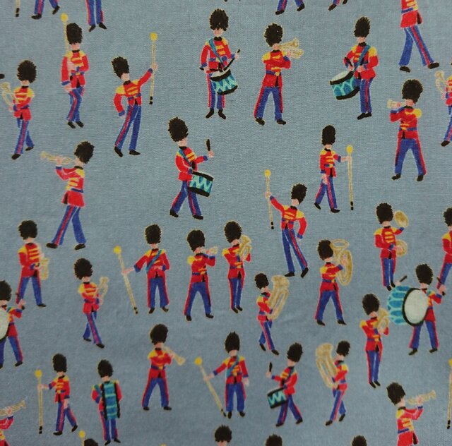 調節あり B6・四六判 リバティプリント(Musical March) | iichi 日々の暮らしを心地よくするハンドメイドやアンティークのマーケットプレイス