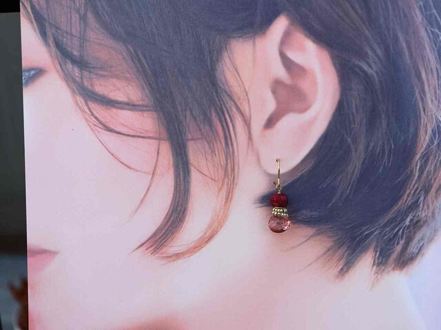 桜＊ピンクミスティッククォーツ＊マロンカット＊イヤリング＊no.704 | iichi 日々の暮らしを心地よくするハンドメイドやアンティークのマーケットプレイス