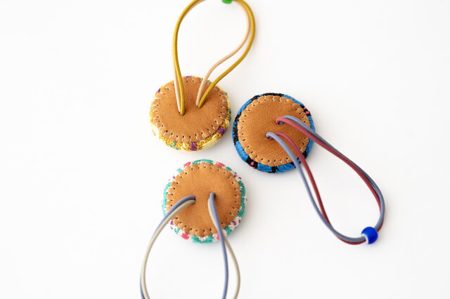 こぎん ヘアゴム大【momomo】 | iichi 日々の暮らしを心地よくするハンドメイドやアンティークのマーケットプレイス