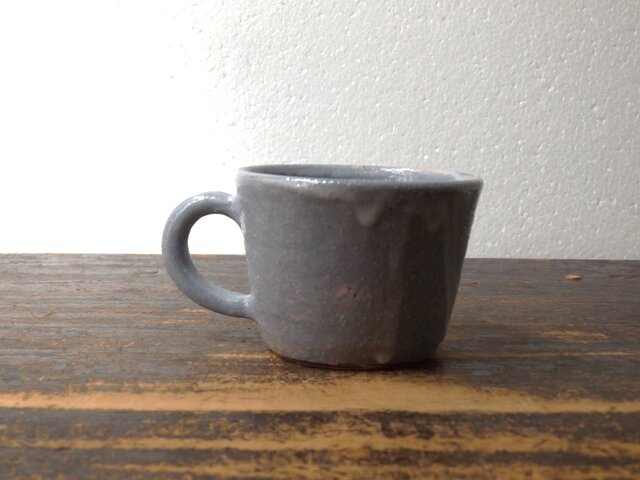 ブルーマグカップ（Teddyすずらん） | iichi 日々の暮らしを心地よくするハンドメイドやアンティークのマーケットプレイス