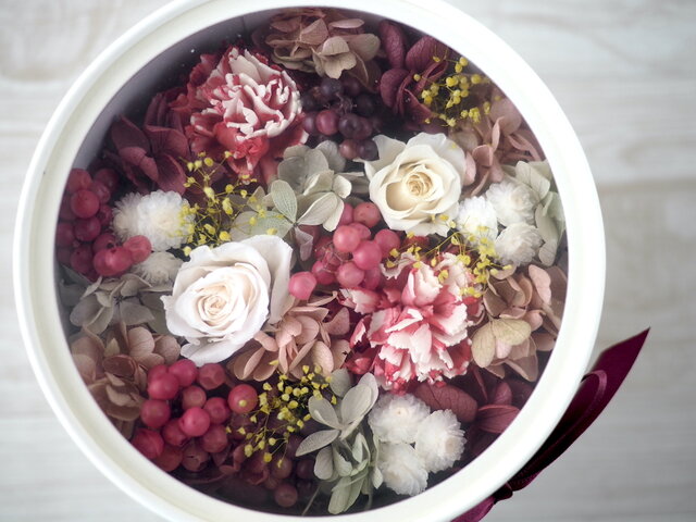 母の日のフラワーボックス | iichi 日々の暮らしを心地よくするハンドメイドやアンティークのマーケットプレイス