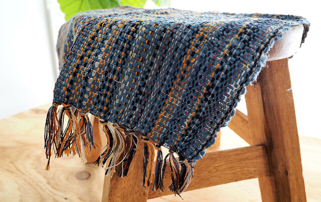 一点物の裂き織りランチョンマット | iichi 日々の暮らしを心地よくするハンドメイドやアンティークのマーケットプレイス