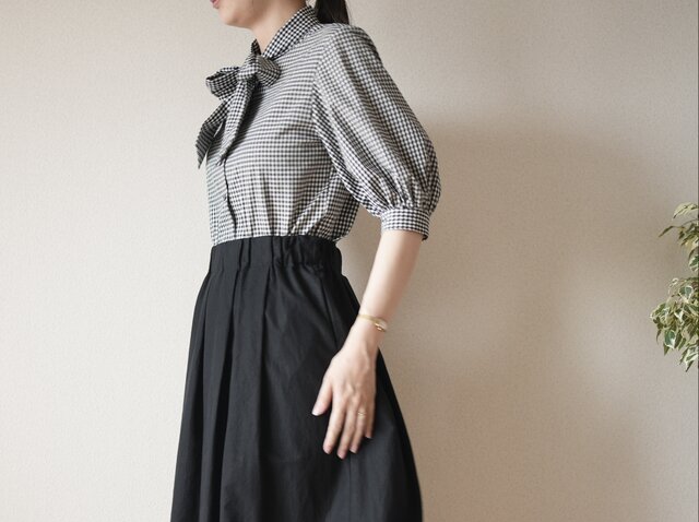 ギンガムチェック ️ボウタイブラウス No.308 | iichi 日々の暮らしを心地よくするハンドメイドやアンティークのマーケットプレイス