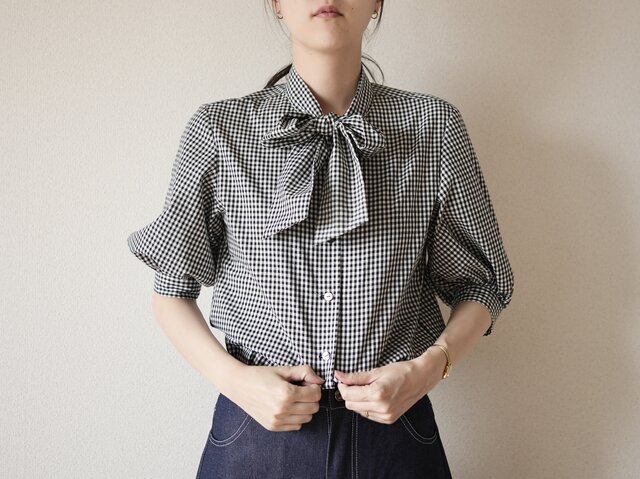 ギンガムチェック ️ボウタイブラウス No.308 | iichi 日々の暮らしを心地よくするハンドメイドやアンティークのマーケットプレイス