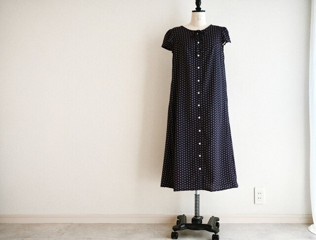 フレンチレトロな前開きリボンワンピ ・パープル系 No.298 | iichi 日々の暮らしを心地よくするハンドメイドやアンティークのマーケットプレイス