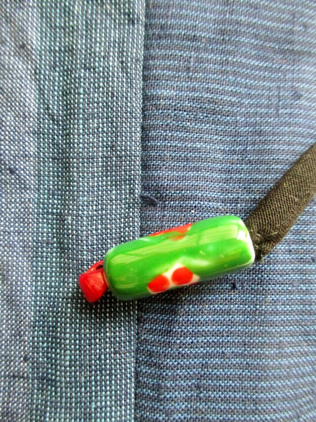 7697 土佐紬で作ったスマホポーチ ＃送料無料 | iichi 日々の暮らしを心地よくするハンドメイドやアンティークのマーケットプレイス