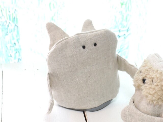 抱擁の天使 MAMOGURUMI No.36 | iichi 日々の暮らしを心地よくするハンドメイドやアンティークのマーケットプレイス