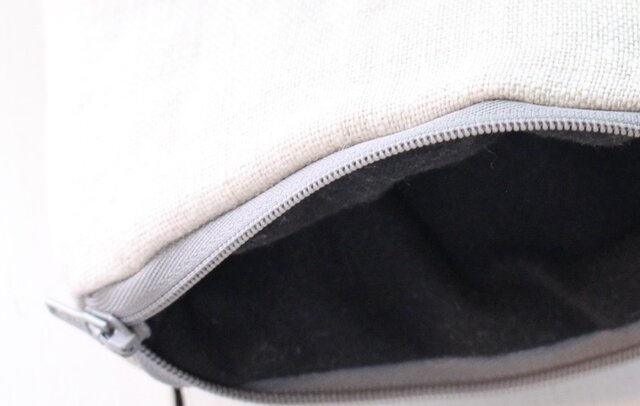 抱擁の天使 MAMOGURUMI No.36 | iichi 日々の暮らしを心地よくするハンドメイドやアンティークのマーケットプレイス