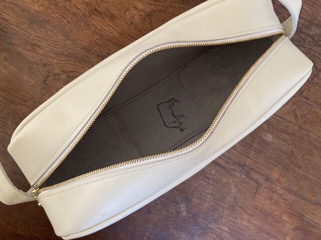 アンティーク ツールバッグ レザーバッグ ショルダーバッグ 牛革 ベージュ | iichi 日々の暮らしを心地よくするハンドメイドや ...