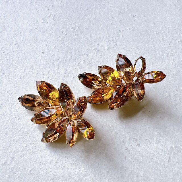 YN4-【 NAPIER 】ネイピア・1960s PAT.PEND Amber colored bijou | iichi 日々の暮らしを心地よくするハンドメイドやアンティークのマーケットプレイス