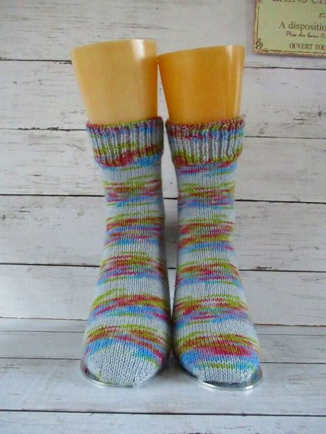 冷え取りソックス Regia Dashing Lightning Color 2351 | iichi 日々の暮らしを心地よくするハンドメイドやアンティークのマーケットプレイス