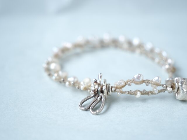 -Pearl・Silver- braid double bracelet | iichi 日々の暮らしを心地よくするハンドメイドやアンティークのマーケットプレイス