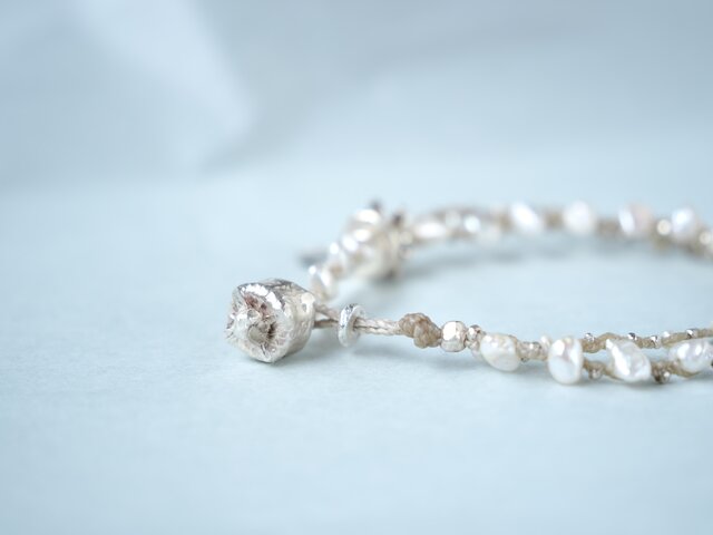 -Pearl・Silver- braid double bracelet | iichi 日々の暮らしを心地よくするハンドメイドやアンティークのマーケットプレイス