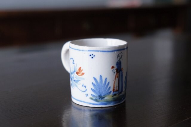 カンペール焼 デミタス カップ アンド ソーサー アンティーク 0501746 | iichi 日々の暮らしを心地よくするハンドメイドやアンティークのマーケットプレイス