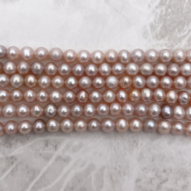 淡水パール 本真珠 小粒 ポテト セミラウンド パープル系 ピンク系 半連20cm 4~5mm*5~6mm | iichi 日々の暮らしを心地よくするハンドメイドやアンティークのマーケットプレイス