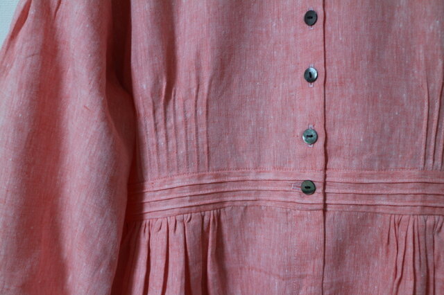 一枚限定★国産40番手リネン100％ 2way 羽織ロングワンピース★春 | iichi 日々の暮らしを心地よくするハンドメイドやアンティークのマーケットプレイス