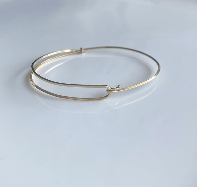 【春の福袋】【期間限定】connection bangle & Ruban バングル ピアス セット | iichi 日々の暮らしを心地よくするハンドメイドやアンティークのマーケットプレイス