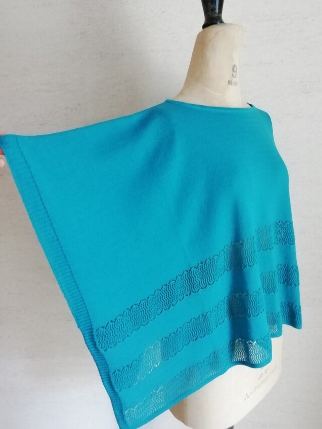 【新色】通気性 オーガニックコットン♡レーシー透かしポンチョプルオーバー (01079) ブルーラグーン | iichi 日々の暮らしを心地よくするハンドメイドやアンティークのマーケットプレイス