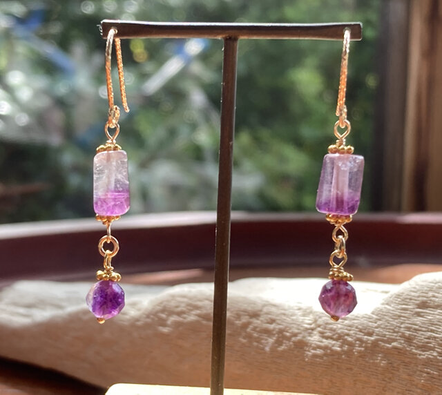 K14GFフローライトピアス K14GF Fluorite Earrings | iichi 日々の暮らしを心地よくするハンドメイドやアンティークのマーケットプレイス