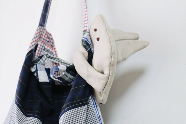 HUG天使 MAMOGURUMI No.38 | iichi 日々の暮らしを心地よくするハンドメイドやアンティークのマーケットプレイス