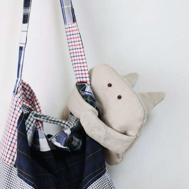 HUG天使 MAMOGURUMI No.38 | iichi 日々の暮らしを心地よくするハンドメイドやアンティークのマーケットプレイス