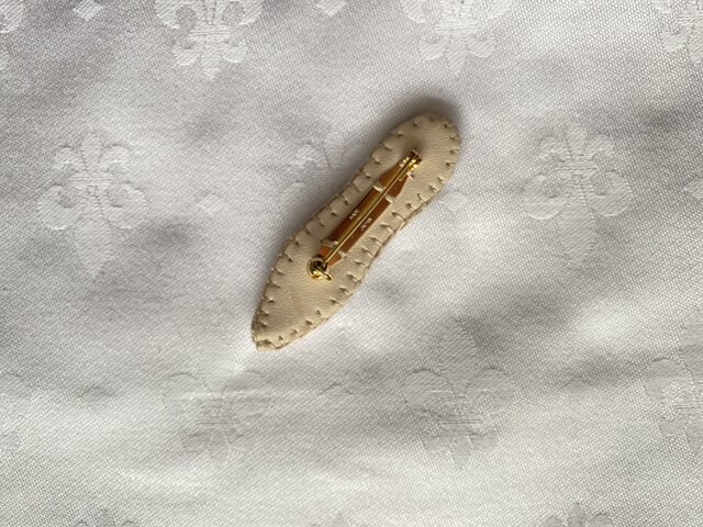 shoe shoe shoe刺繍ブローチNo.87 | iichi 日々の暮らしを心地よくするハンドメイドやアンティークのマーケットプレイス