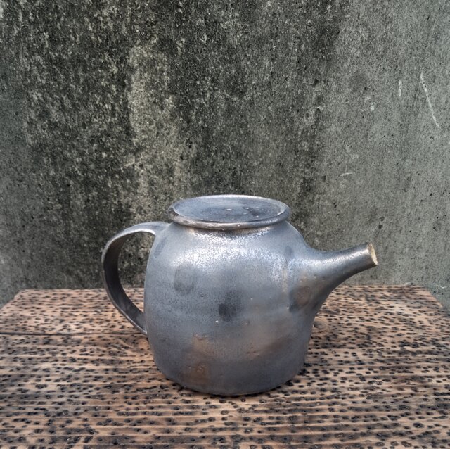 ポット | iichi 日々の暮らしを心地よくするハンドメイドやアンティークのマーケットプレイス