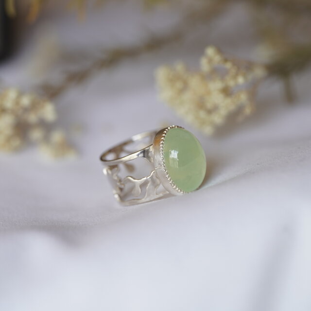 [送料当方負担] SV925 Prehnite Arabesque Ring(RAR002-SV_Pre) | iichi 日々の暮らしを心地よくするハンドメイドやアンティークのマーケットプレイス