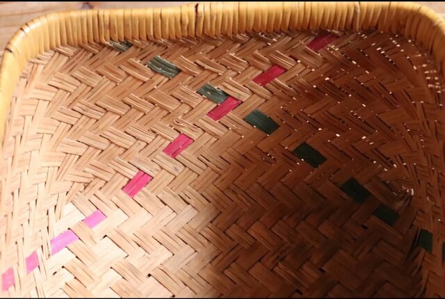 №172 良い大きさの行李/竹行李/収納籠/古道具/古雑貨/インテリア/アンティーク/51506 | iichi 日々の暮らしを心地よくするハンドメイドやアンティークのマーケットプレイス