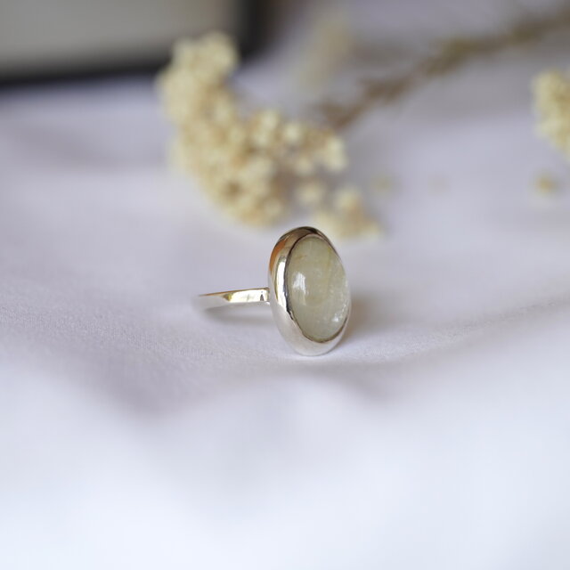 SV925 Oval Prehnite Ring(RSV015_Pre) | iichi 日々の暮らしを心地よくするハンドメイドやアンティークのマーケットプレイス