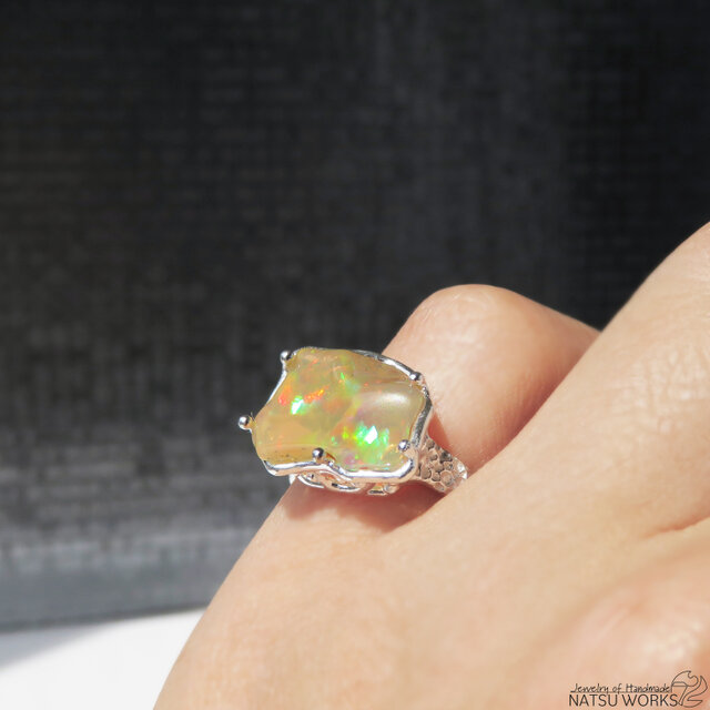 エチオピア オパール リング / Ethiopia Opal Ring llll | iichi 日々の暮らしを心地よくするハンドメイドやアンティークのマーケットプレイス