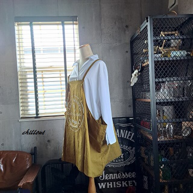 【背中がかわいい】エプロン：マスタード：Coffee：リネン【0705】 | iichi 日々の暮らしを心地よくするハンドメイドやアンティークのマーケットプレイス