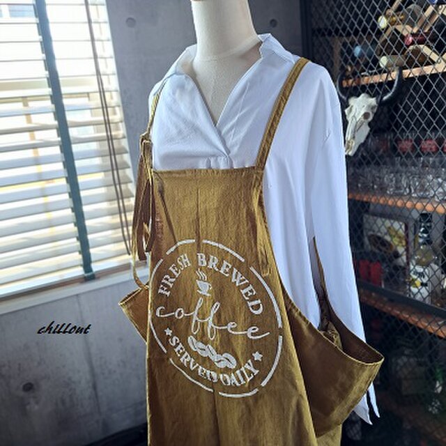 【背中がかわいい】エプロン：マスタード：Coffee：リネン【0705】 | iichi 日々の暮らしを心地よくするハンドメイドやアンティークのマーケットプレイス